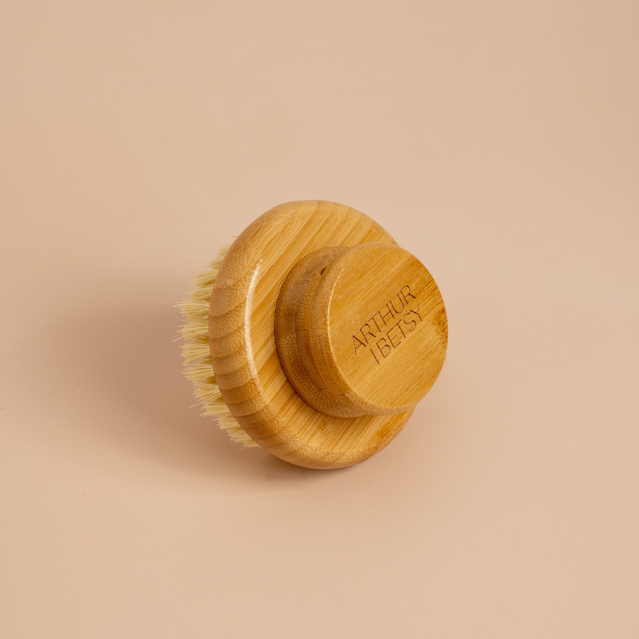 Round dry body brush – Hallby