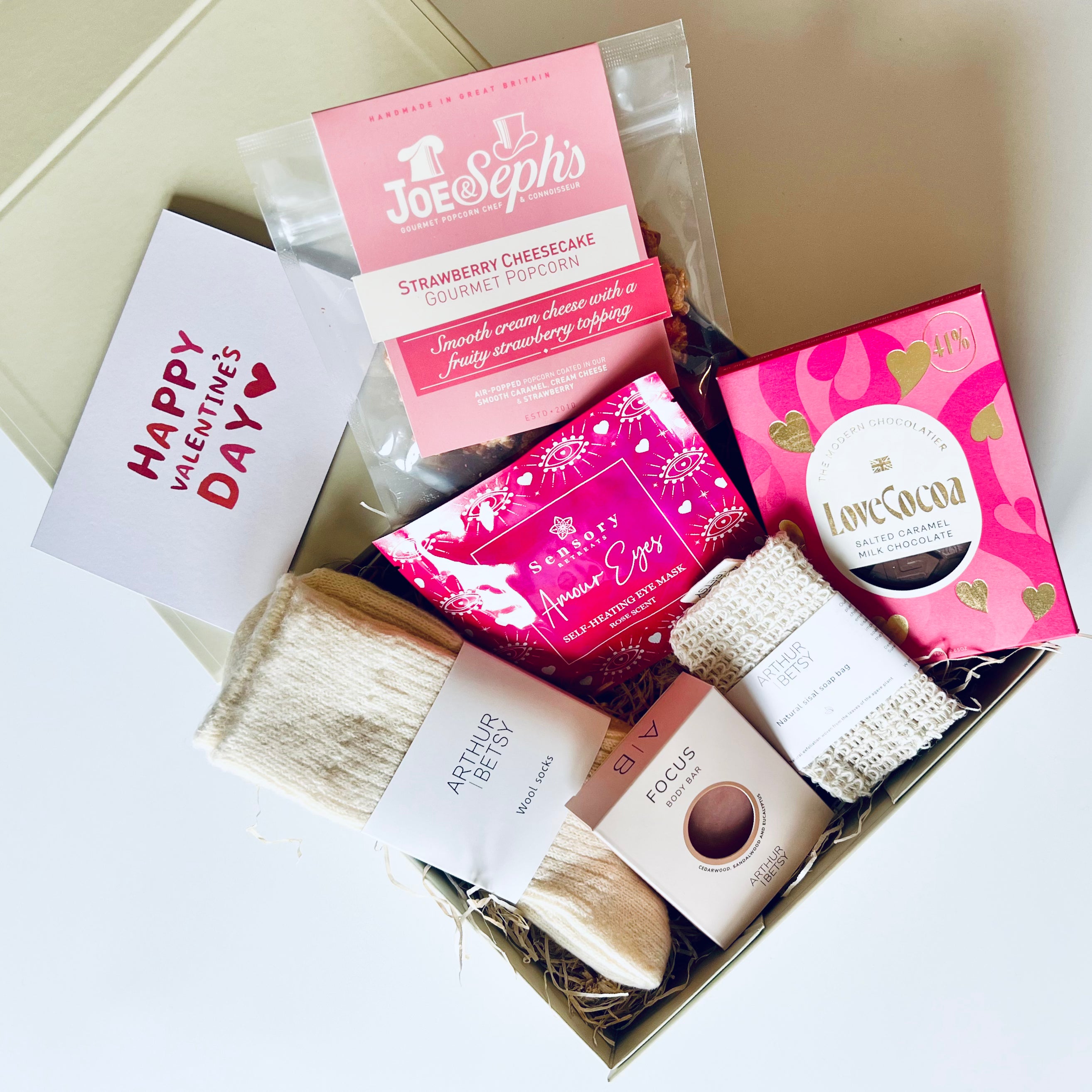 Valentine's Day Gift Box – Hallby